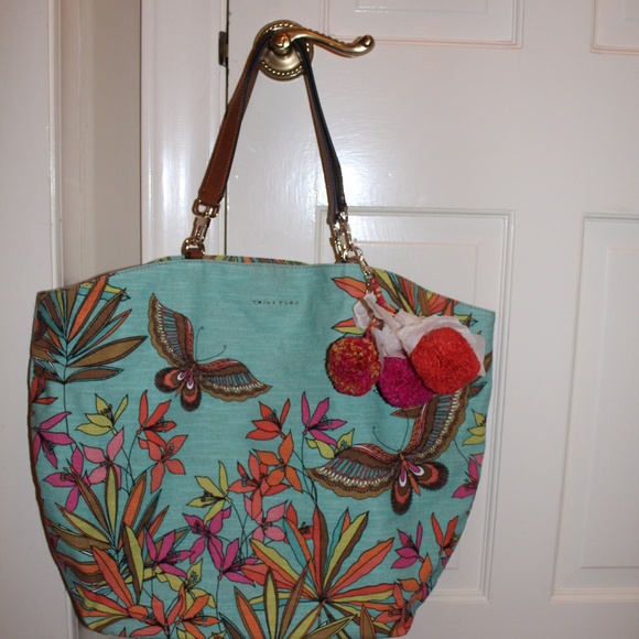 Trina Turk | Bags | Trina Turk Heavy Canvas Tote | Poshmark